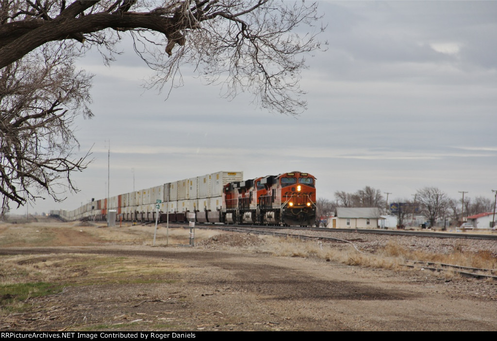 BNSF 7899